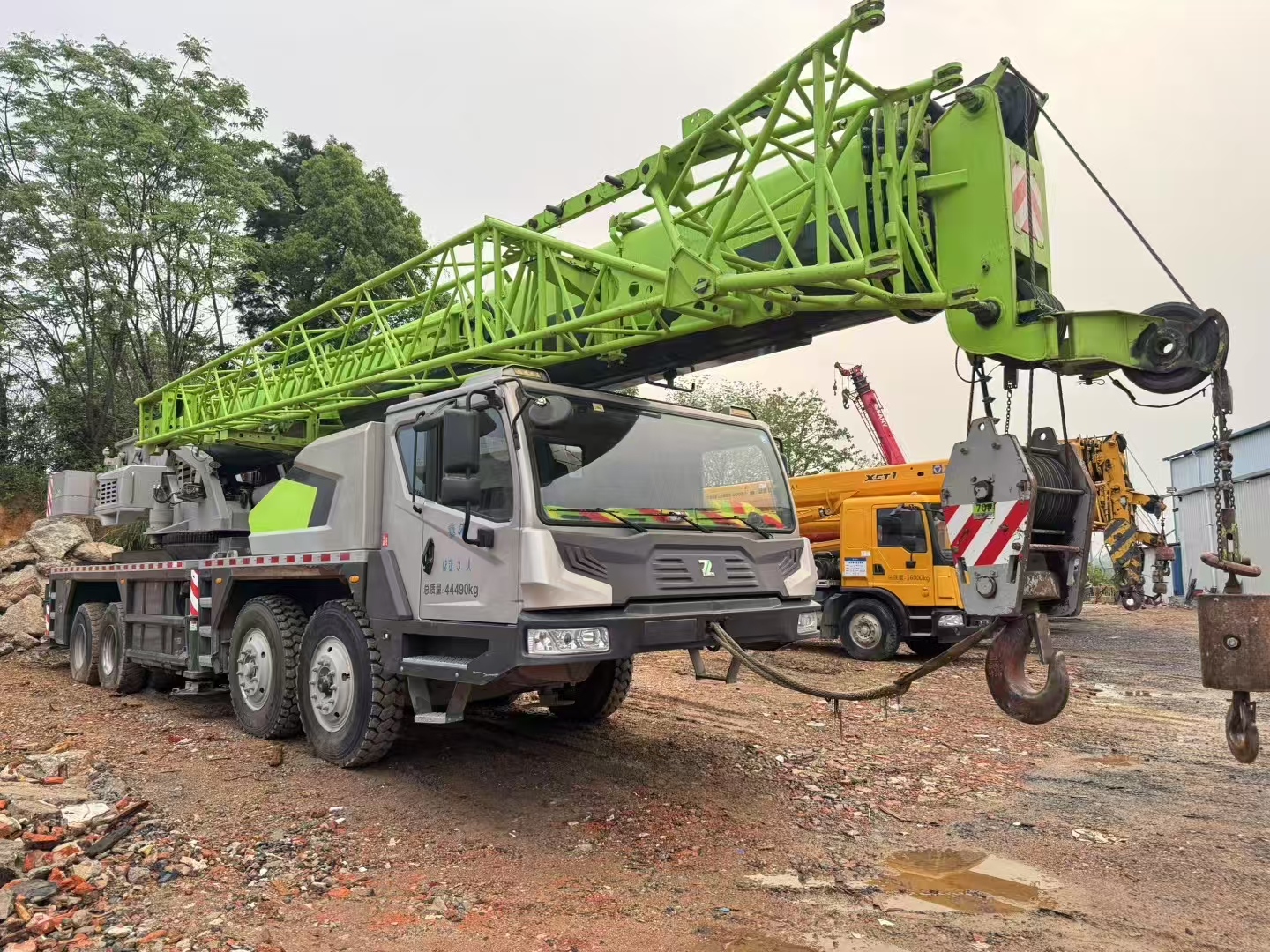 Zoomlion 55T Truck Crane | 46+13m Boom | 2020 Model