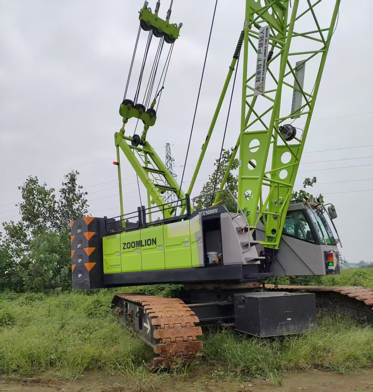 Zoomlion 100 Ton Crawler Crane | Handal & Bertenaga - Hunan imachine ...